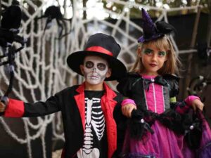 Különleges Halloween Smink ötletek Gyerekeknek, Felnőtteknek - Sütemény ...